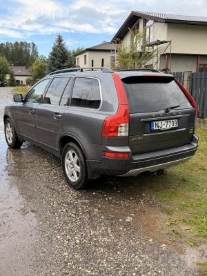 Grey Volvo XC90 2007 in Riga, with an engine capacity of 2.40 L and mileage of 301 thousand km for 4900 €, photo 6 on AUTOMOTO.COM.LV
