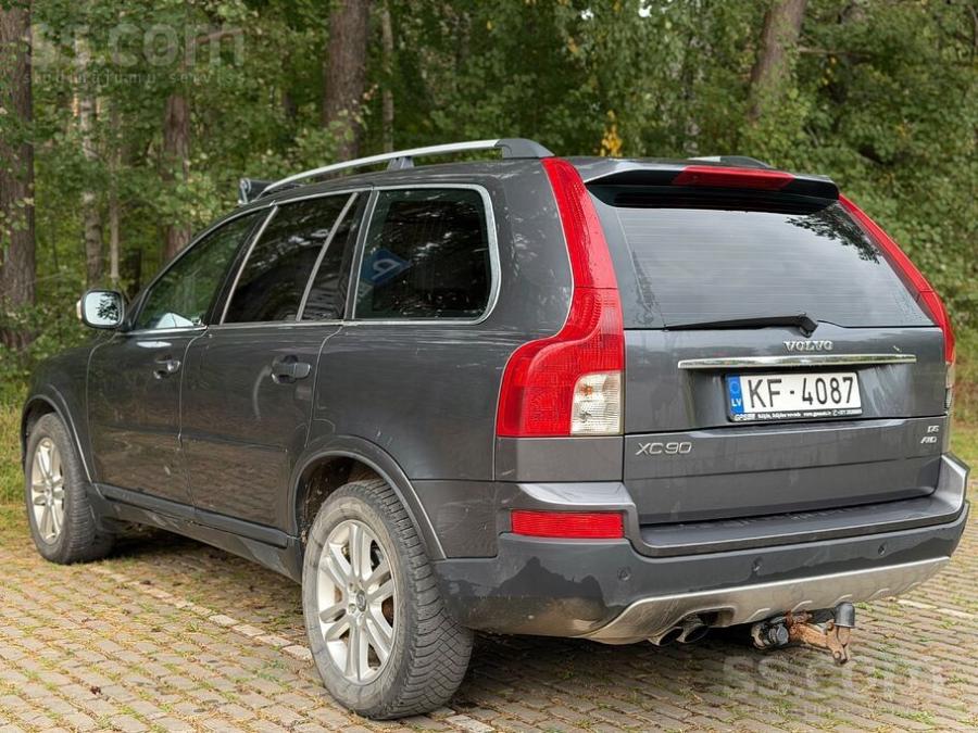 Серый Вольво ХС90 2007 в Юрмала, объемом двигателя 2.40 л и пробегом 390 тыс. км за 5250 €, фото 4 на AUTOMOTO.COM.LV