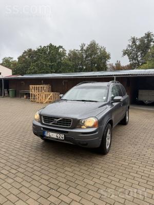 Pelēks Volvo XC90 2007 Jelgava, ar dzinēja tilpumu 2.40 L un nobraukumu 305 tūkst. km par 2850 €, foto  vietnē AUTOMOTO.COM.LV