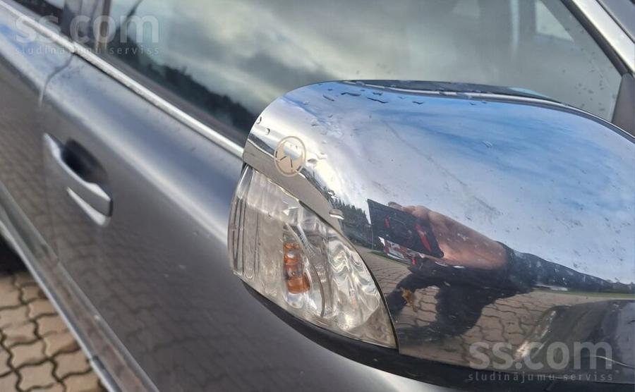 Pelēks Volvo XC90 2007 Rīga, ar dzinēja tilpumu 2.40 L un nobraukumu 297 tūkst. km par 3800 €, foto 5 vietnē AUTOMOTO.COM.LV