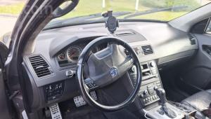 Pelēks Volvo XC90 2007 Rīga, ar dzinēja tilpumu 2.40 L un nobraukumu 297 tūkst. km par 3800 €, foto 7 vietnē AUTOMOTO.COM.LV