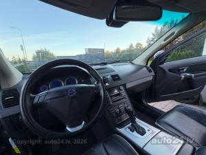 Grey Volvo XC90 2007 in Tallinn, with an engine capacity of 2.40 L and mileage of 388 thousand km for 8750 €, photo 10 on AUTOMOTO.COM.LV