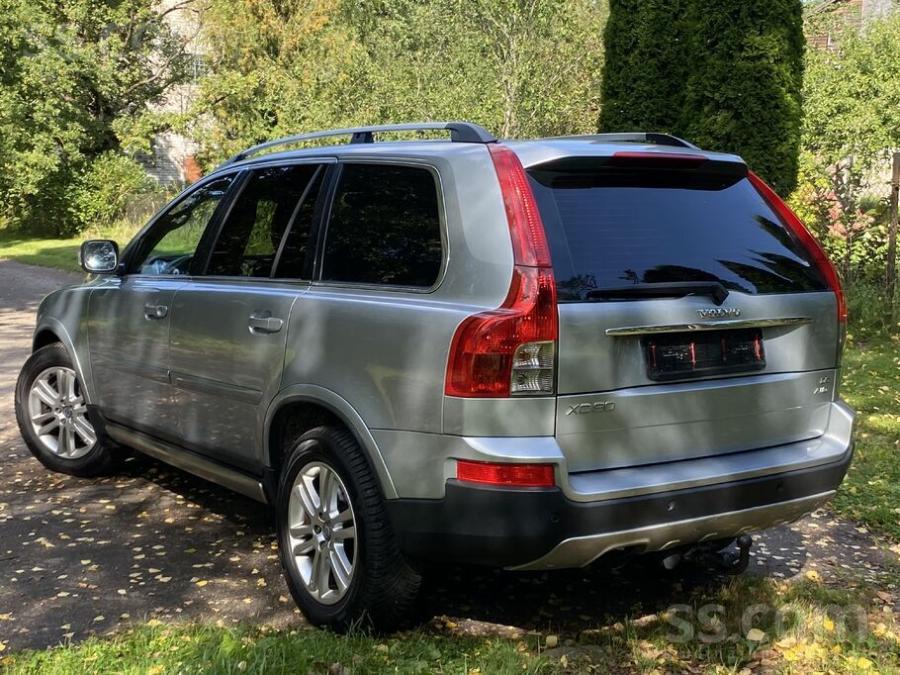 Pelēks Volvo XC90 2007 Rīga, ar dzinēja tilpumu 2.40 L un nobraukumu 298 tūkst. km par 4950 €, foto 12 vietnē AUTOMOTO.COM.LV