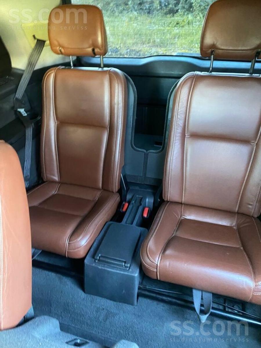 Pelēks Volvo XC90 2007 Rīga, ar dzinēja tilpumu 2.40 L un nobraukumu 298 tūkst. km par 4950 €, foto 20 vietnē AUTOMOTO.COM.LV