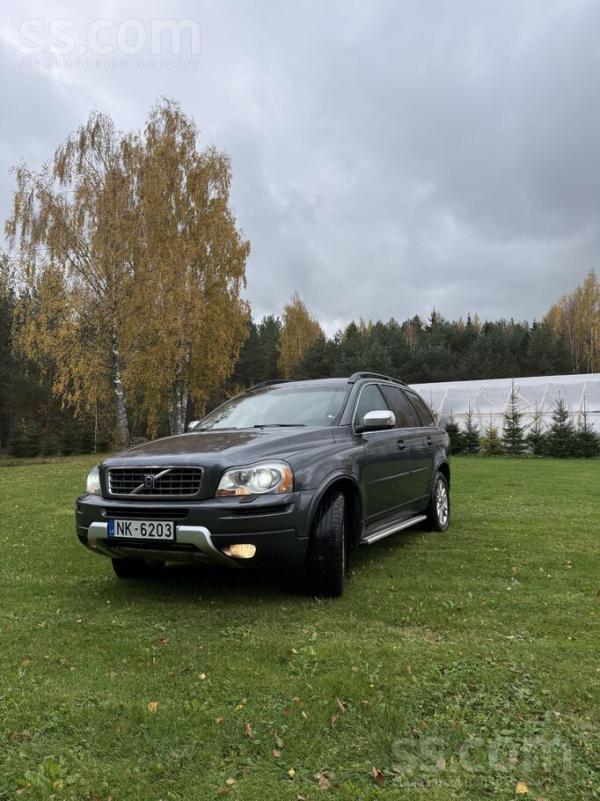 Volvo XC90 2007 Valmiera vietnē Pelēks Volvo XC90 2007 Valmiera, ar dzinēja tilpumu 2.40 L un nobraukumu 352 tūkst. km par 4950 €, foto 1 vietnē AUTOMOTO.COM.LV