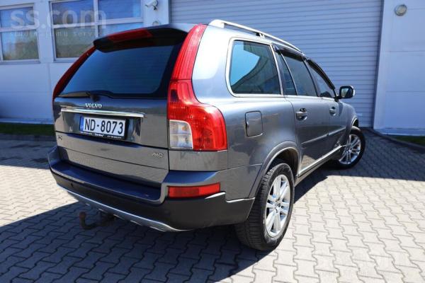 Pelēks Volvo XC90 2008 Rīga, ar dzinēja tilpumu 2.40 L un nobraukumu 0 tūkst. km par 5995 €, foto 6 vietnē AUTOMOTO.COM.LV