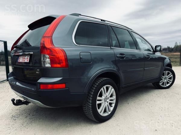 Pelēks Volvo XC90 2008 Cēsis, ar dzinēja tilpumu 2.40 L un nobraukumu 0 tūkst. km par 7990 €, foto 6 vietnē AUTOMOTO.COM.LV