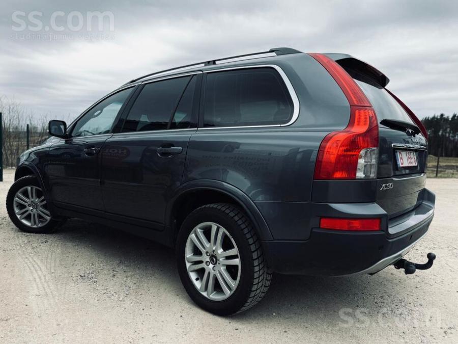 Pelēks Volvo XC90 2008 Cēsis, ar dzinēja tilpumu 2.40 L un nobraukumu 0 tūkst. km par 5990 €, foto 8 vietnē AUTOMOTO.COM.LV