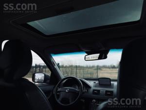 Pelēks Volvo XC90 2008 Cēsis, ar dzinēja tilpumu 2.40 L un nobraukumu 0 tūkst. km par 5990 €, foto 18 vietnē AUTOMOTO.COM.LV