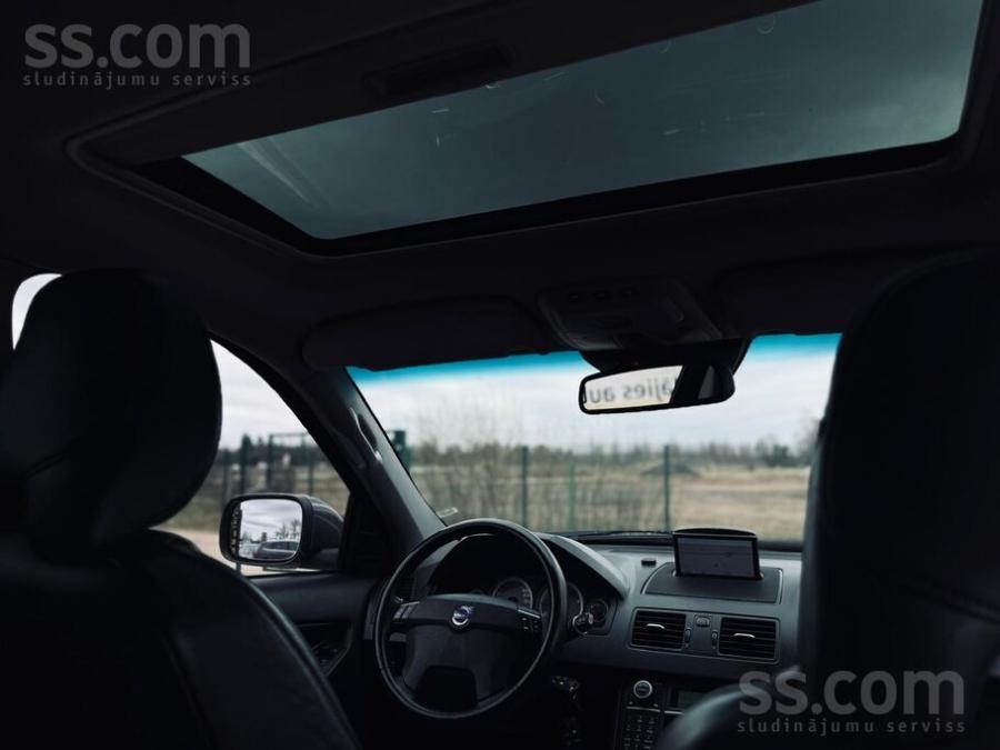 Pelēks Volvo XC90 2008 Cēsis, ar dzinēja tilpumu 2.40 L un nobraukumu 0 tūkst. km par 5990 €, foto 18 vietnē AUTOMOTO.COM.LV