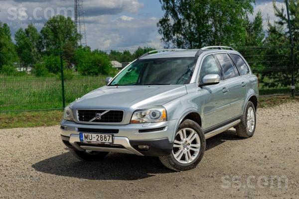 Grey Volvo XC90 2008 in Riga, with an engine capacity of 2.40 L and mileage of 0 thousand km for 7300 €, photo 1 on AUTOMOTO.COM.LV