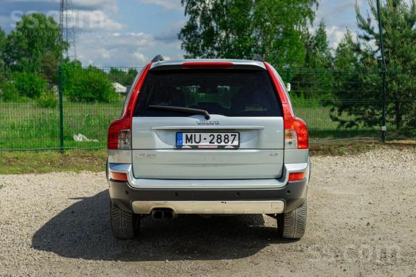 Grey Volvo XC90 2008 in Riga, with an engine capacity of 2.40 L and mileage of 0 thousand km for 7300 €, photo 5 on AUTOMOTO.COM.LV