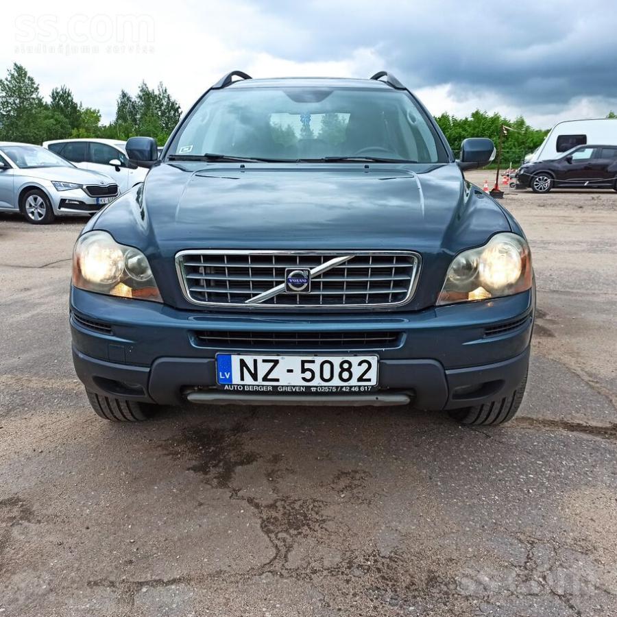 Pelēks Volvo XC90 2008 Daugavpils, ar dzinēja tilpumu 2.40 L un nobraukumu 0 tūkst. km par 23500 €, foto 3 vietnē AUTOMOTO.COM.LV