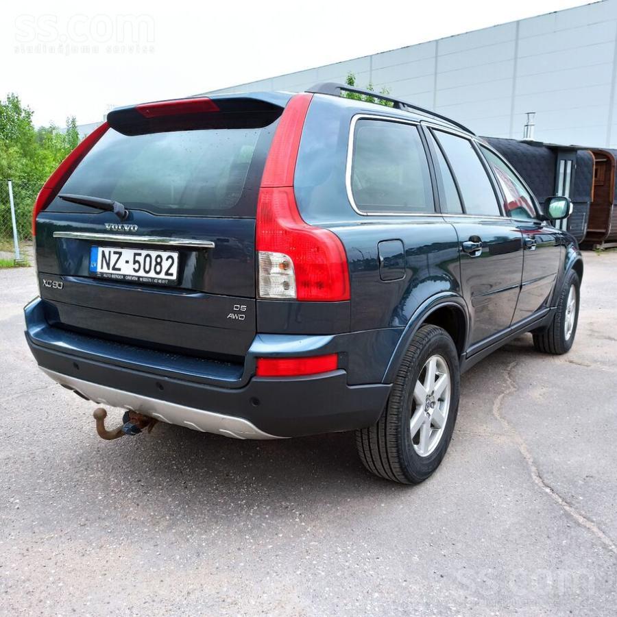 Pelēks Volvo XC90 2008 Daugavpils, ar dzinēja tilpumu 2.40 L un nobraukumu 0 tūkst. km par 23500 €, foto 7 vietnē AUTOMOTO.COM.LV