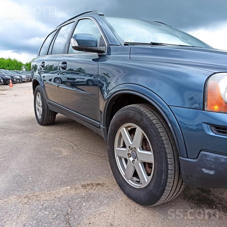 Pelēks Volvo XC90 2008 Daugavpils, ar dzinēja tilpumu 2.40 L un nobraukumu 0 tūkst. km par 23500 €, foto 10 vietnē AUTOMOTO.COM.LV