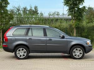 Grey Volvo XC90 2008 in Jelgava, with an engine capacity of 2.40 L and mileage of 0 thousand km for 7700 €, photo 7 on AUTOMOTO.COM.LV