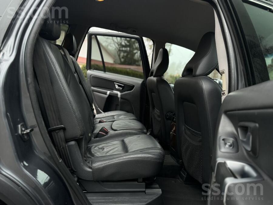 Pelēks Volvo XC90 2008 Jūrmala, ar dzinēja tilpumu 2.40 L un nobraukumu 0 tūkst. km par 5250 €, foto 10 vietnē AUTOMOTO.COM.LV