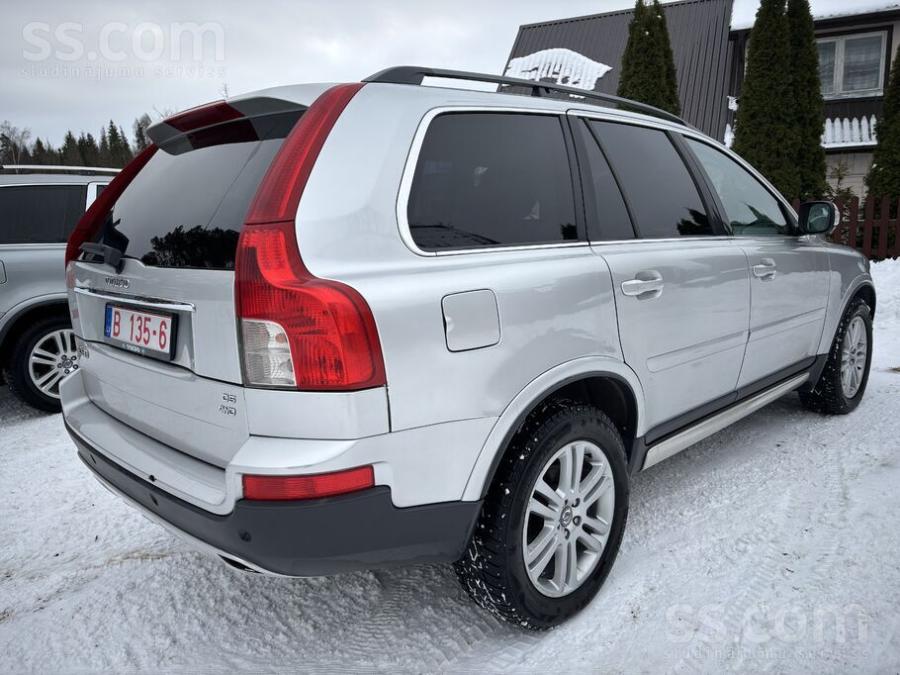Grey Volvo XC90 2008 in Jelgava, with an engine capacity of 2.40 L and mileage of 0 thousand km for 4980 €, photo 2 on AUTOMOTO.COM.LV