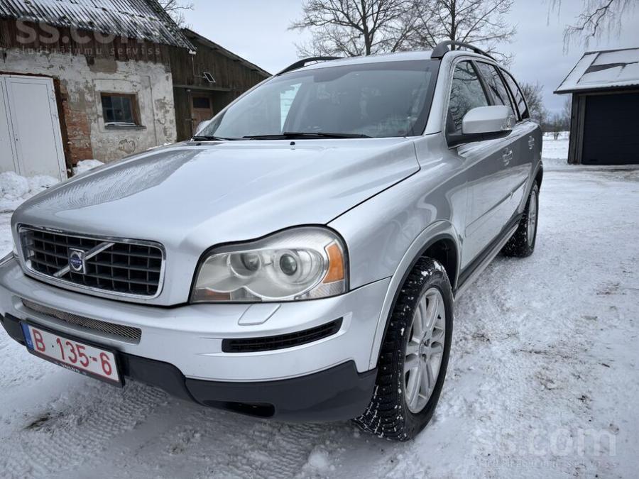 Grey Volvo XC90 2008 in Jelgava, with an engine capacity of 2.40 L and mileage of 0 thousand km for 4980 €, photo 4 on AUTOMOTO.COM.LV
