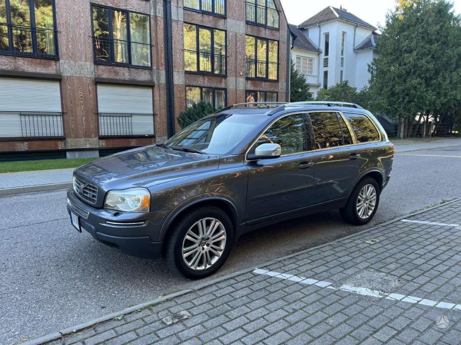 Pelēks Volvo XC90 2008 Klaipėda, ar dzinēja tilpumu 4.40 L un nobraukumu 278 tūkst. km par 6450 €, foto 1 vietnē AUTOMOTO.COM.LV