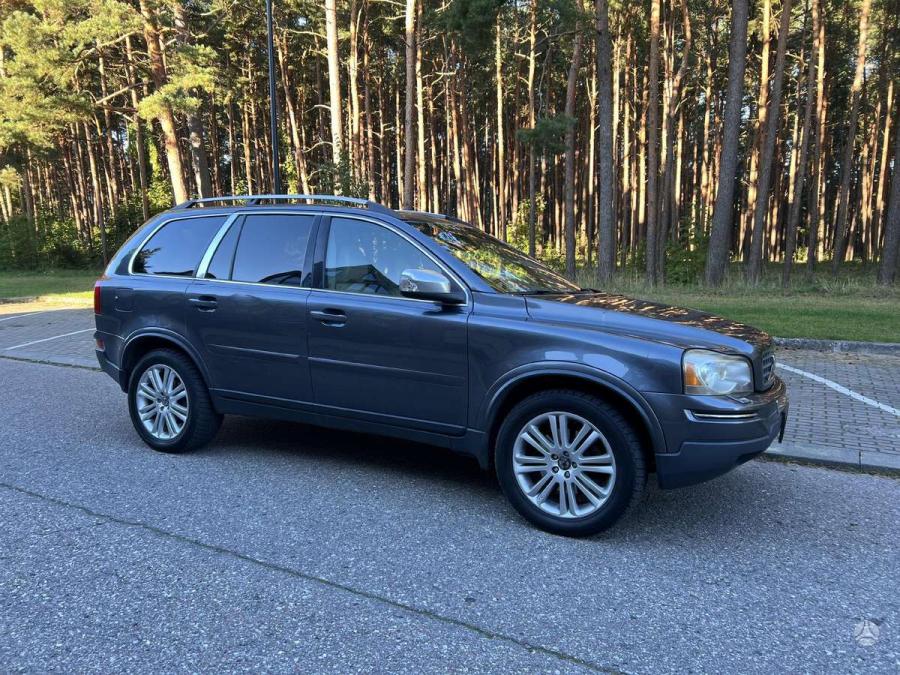 Pelēks Volvo XC90 2008 Klaipėda, ar dzinēja tilpumu 4.40 L un nobraukumu 278 tūkst. km par 6450 €, foto 5 vietnē AUTOMOTO.COM.LV