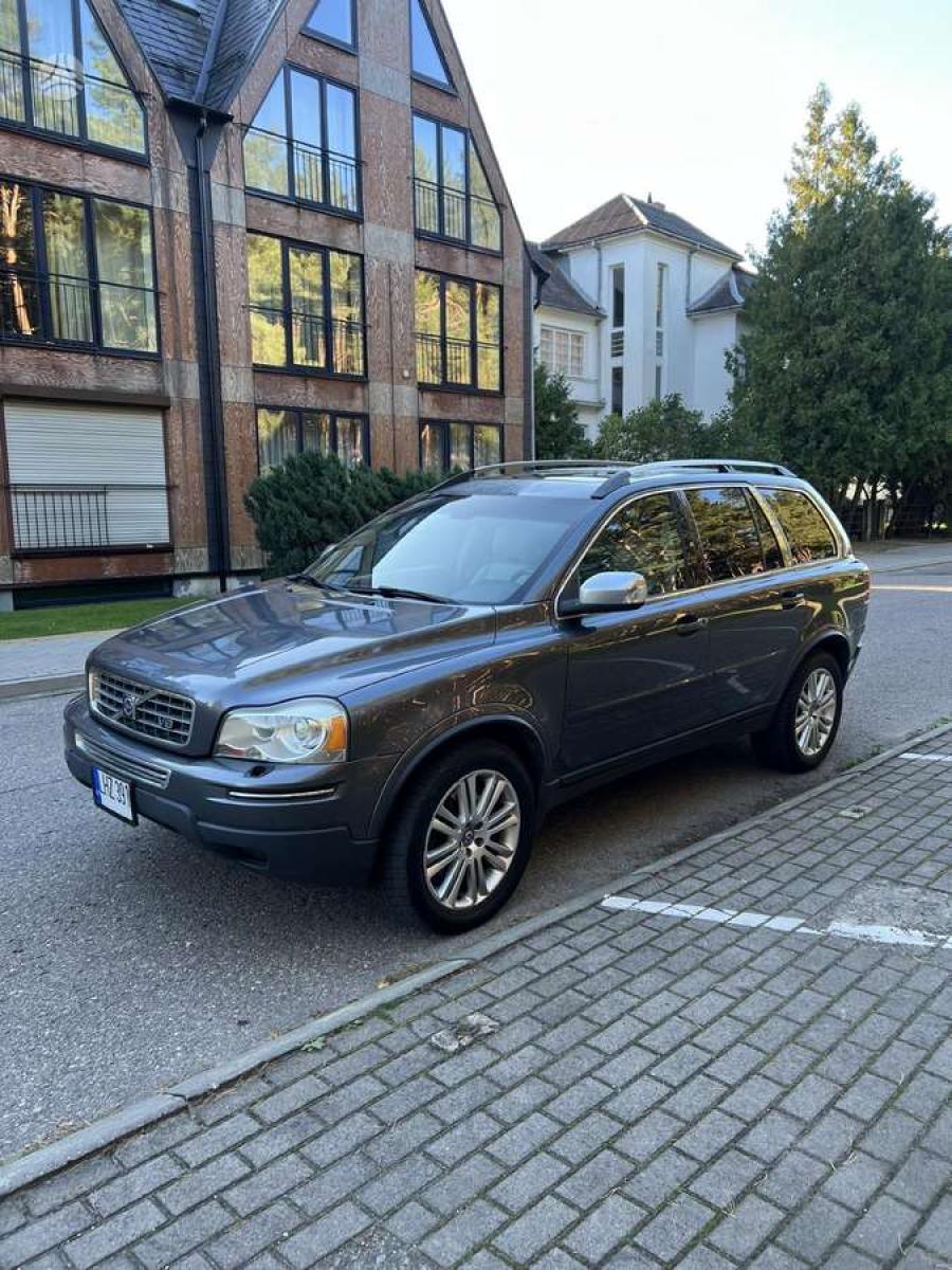 Pelēks Volvo XC90 2008 Klaipėda, ar dzinēja tilpumu 4.40 L un nobraukumu 278 tūkst. km par 6450 €, foto 9 vietnē AUTOMOTO.COM.LV