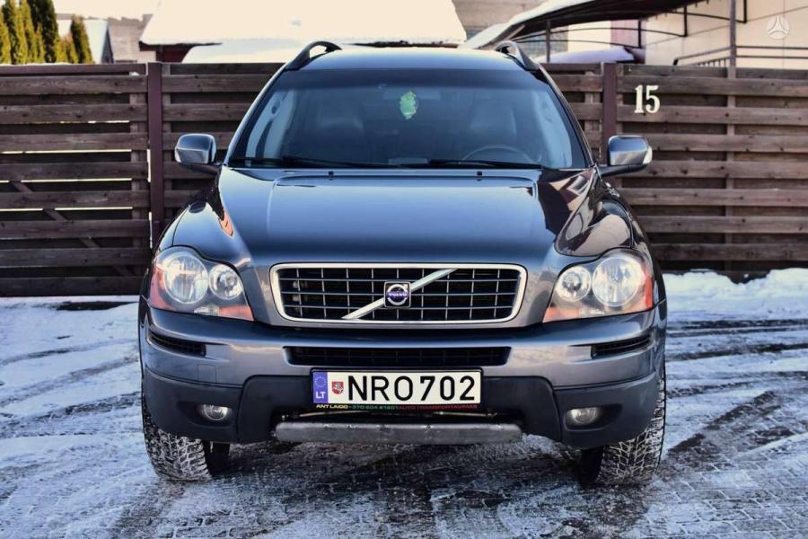 Pelēks Volvo XC90 2008 Kretinga, ar dzinēja tilpumu 2.40 L un nobraukumu 295 tūkst. km par 5900 €, foto 2 vietnē AUTOMOTO.COM.LV