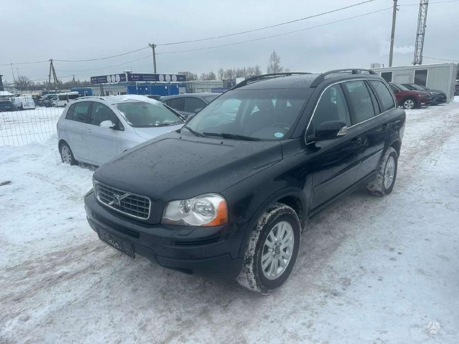 Grey Volvo XC90 2008 in Kaunas, with an engine capacity of 2.40 L and mileage of 320 thousand km for 6350 €, photo 2 on AUTOMOTO.COM.LV