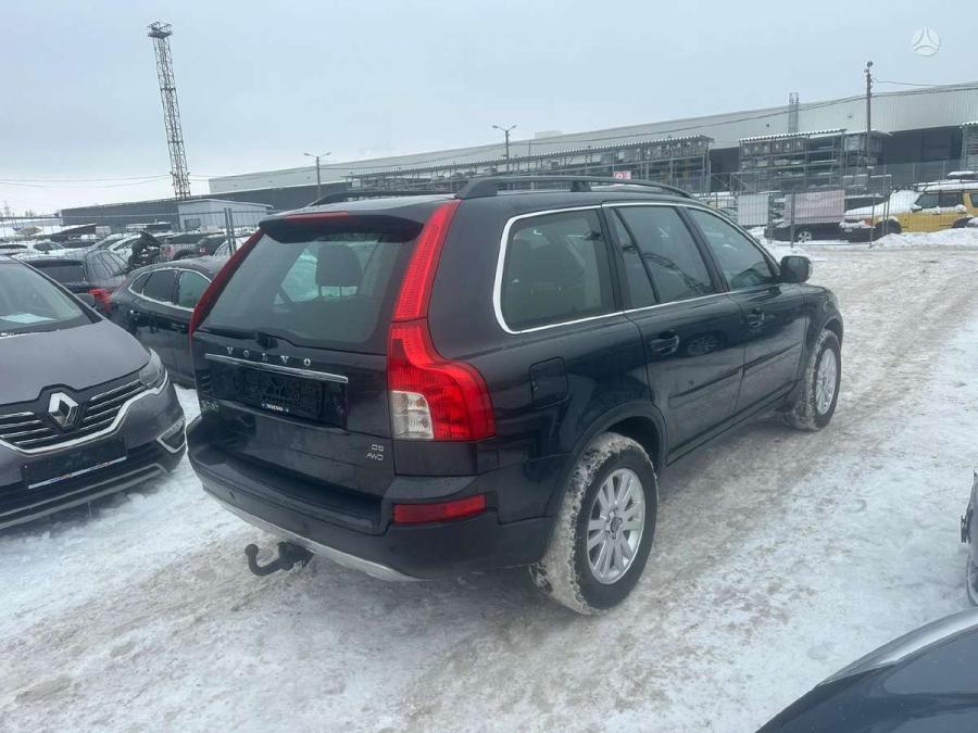 Grey Volvo XC90 2008 in Kaunas, with an engine capacity of 2.40 L and mileage of 320 thousand km for 6350 €, photo 11 on AUTOMOTO.COM.LV
