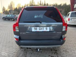 Grey Volvo XC90 2008 in Utena, with an engine capacity of 2.40 L and mileage of 344 thousand km for 6550 €, photo 6 on AUTOMOTO.COM.LV