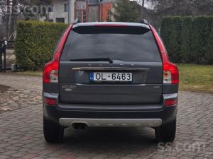 Pelēks Volvo XC90 2008 Rīga, ar dzinēja tilpumu 2.40 L un nobraukumu 0 tūkst. km par 7950 €, foto 4 vietnē AUTOMOTO.COM.LV