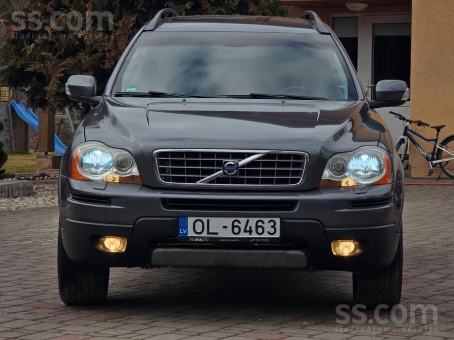 Pelēks Volvo XC90 2008 Rīga, ar dzinēja tilpumu 2.40 L un nobraukumu 0 tūkst. km par 7950 €, foto 8 vietnē AUTOMOTO.COM.LV