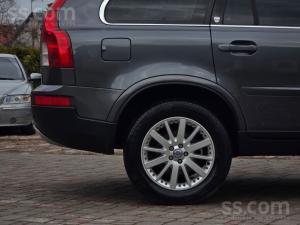 Pelēks Volvo XC90 2008 Rīga, ar dzinēja tilpumu 2.40 L un nobraukumu 0 tūkst. km par 7950 €, foto 11 vietnē AUTOMOTO.COM.LV