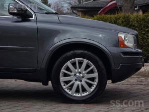 Pelēks Volvo XC90 2008 Rīga, ar dzinēja tilpumu 2.40 L un nobraukumu 0 tūkst. km par 7950 €, foto 12 vietnē AUTOMOTO.COM.LV