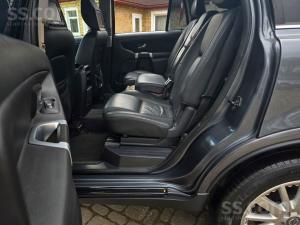 Pelēks Volvo XC90 2008 Rīga, ar dzinēja tilpumu 2.40 L un nobraukumu 0 tūkst. km par 7950 €, foto 21 vietnē AUTOMOTO.COM.LV