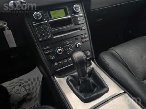 Pelēks Volvo XC90 2008 Rīga, ar dzinēja tilpumu 2.40 L un nobraukumu 0 tūkst. km par 7950 €, foto 30 vietnē AUTOMOTO.COM.LV