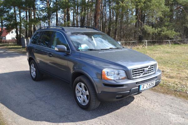 Grey Volvo XC90 2008 in Vilnius, with an engine capacity of 2.40 L and mileage of 322 thousand km for 3950 €, photo 2 on AUTOMOTO.COM.LV