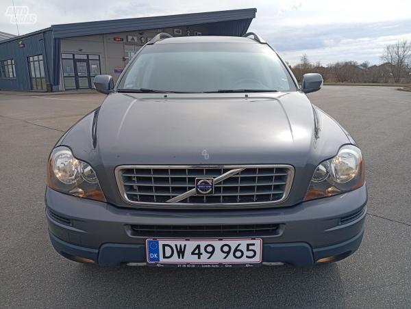 Grey Volvo XC90 2008 in Vilnius, with an engine capacity of 2.40 L and mileage of 328 thousand km for 6200 €, photo 2 on AUTOMOTO.COM.LV