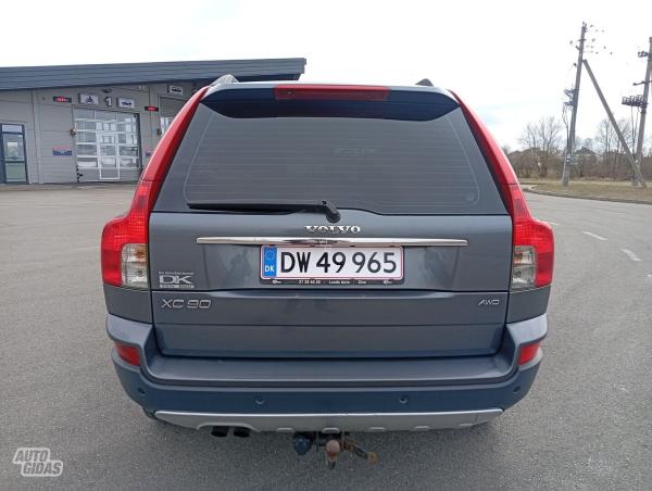 Grey Volvo XC90 2008 in Vilnius, with an engine capacity of 2.40 L and mileage of 328 thousand km for 6200 €, photo 6 on AUTOMOTO.COM.LV