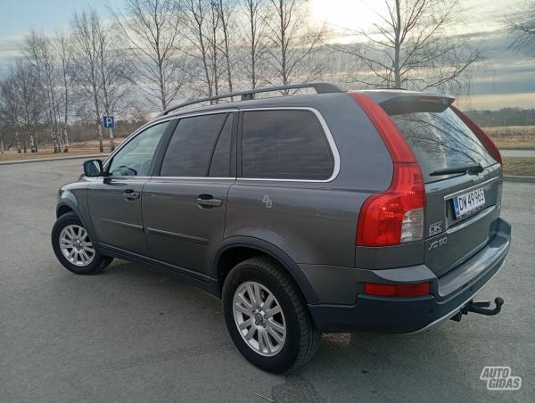 Grey Volvo XC90 2008 in Vilnius, with an engine capacity of 2.40 L and mileage of 329 thousand km for 6200 €, photo 4 on AUTOMOTO.COM.LV
