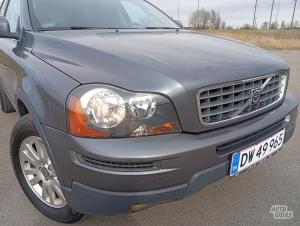 Grey Volvo XC90 2008 in Vilnius, with an engine capacity of 2.40 L and mileage of 329 thousand km for 6200 €, photo 10 on AUTOMOTO.COM.LV