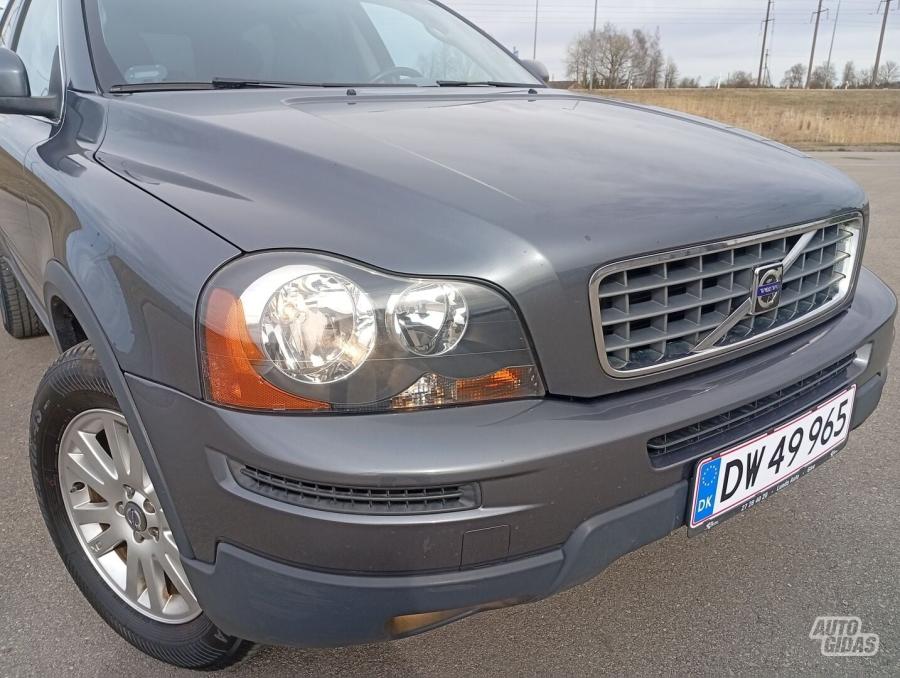 Grey Volvo XC90 2008 in Vilnius, with an engine capacity of 2.40 L and mileage of 329 thousand km for 6200 €, photo 10 on AUTOMOTO.COM.LV
