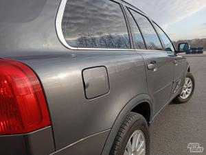 Pelēks Volvo XC90 2008 Viļņa, ar dzinēja tilpumu 2.40 L un nobraukumu 329 tūkst. km par 6200 €, foto 13 vietnē AUTOMOTO.COM.LV