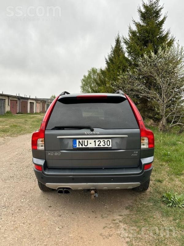 Pelēks Volvo XC90 2008 Rīga, ar dzinēja tilpumu 2.40 L un nobraukumu 395 tūkst. km par 5000 €, foto 3 vietnē AUTOMOTO.COM.LV
