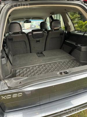 Pelēks Volvo XC90 2008 Rīga, ar dzinēja tilpumu 2.40 L un nobraukumu 395 tūkst. km par 5000 €, foto 6 vietnē AUTOMOTO.COM.LV