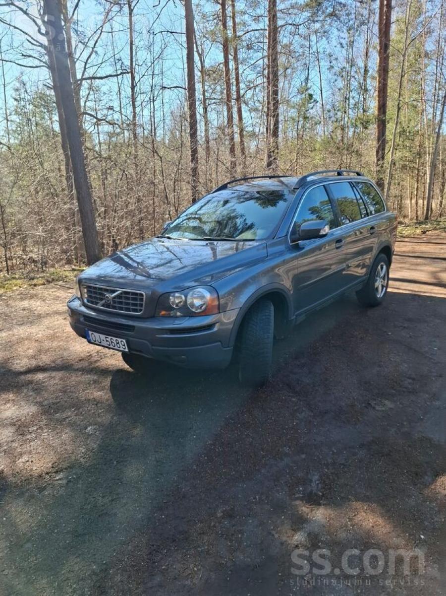 Pelēks Volvo XC90 2008 Rīga, ar dzinēja tilpumu 2.40 L un nobraukumu 263 tūkst. km par 4400 €, foto 3 vietnē AUTOMOTO.COM.LV