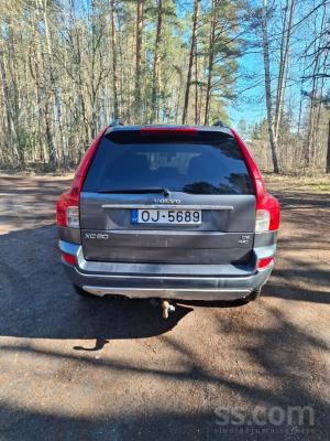 Pelēks Volvo XC90 2008 Rīga, ar dzinēja tilpumu 2.40 L un nobraukumu 263 tūkst. km par 4400 €, foto 7 vietnē AUTOMOTO.COM.LV