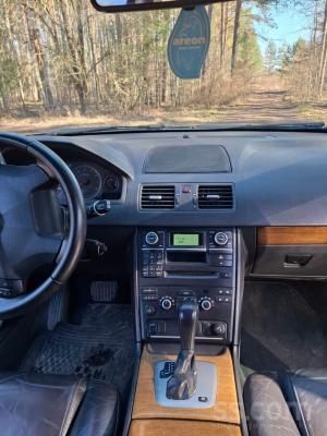 Pelēks Volvo XC90 2008 Rīga, ar dzinēja tilpumu 2.40 L un nobraukumu 263 tūkst. km par 4400 €, foto 21 vietnē AUTOMOTO.COM.LV