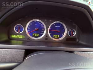 Pelēks Volvo XC90 2008 Rīga, ar dzinēja tilpumu 2.40 L un nobraukumu 2 tūkst. km par 5500 €, foto 8 vietnē AUTOMOTO.COM.LV