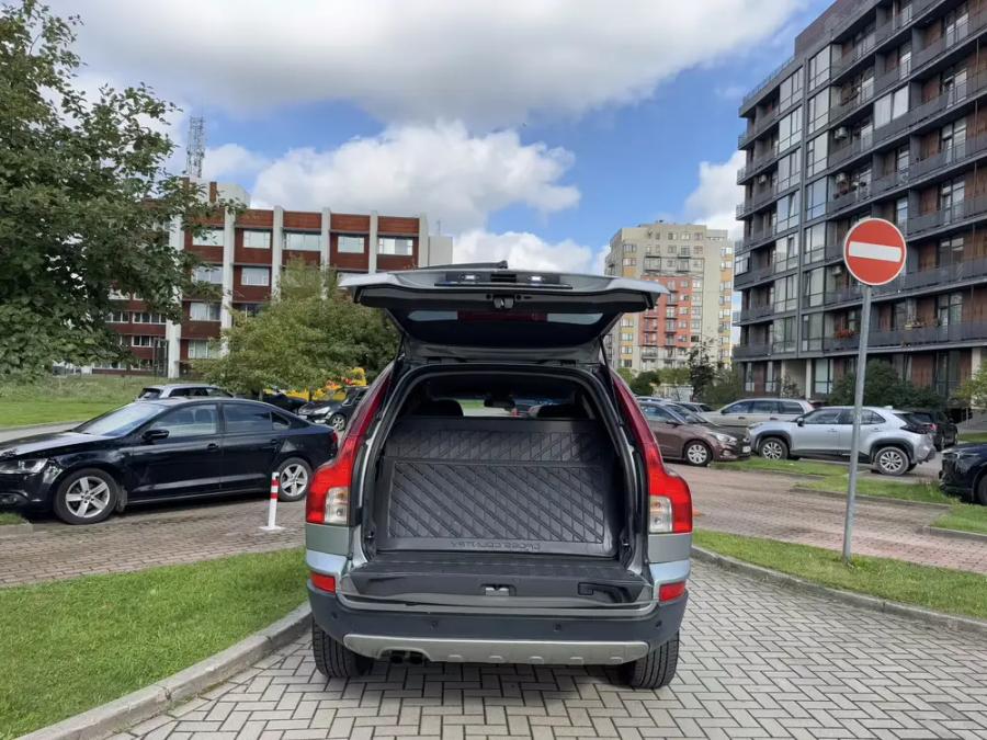 Pelēks Volvo XC90 2008 Rīga, ar dzinēja tilpumu 0.00 L un nobraukumu 344 tūkst. km par 4490 €, foto 7 vietnē AUTOMOTO.COM.LV